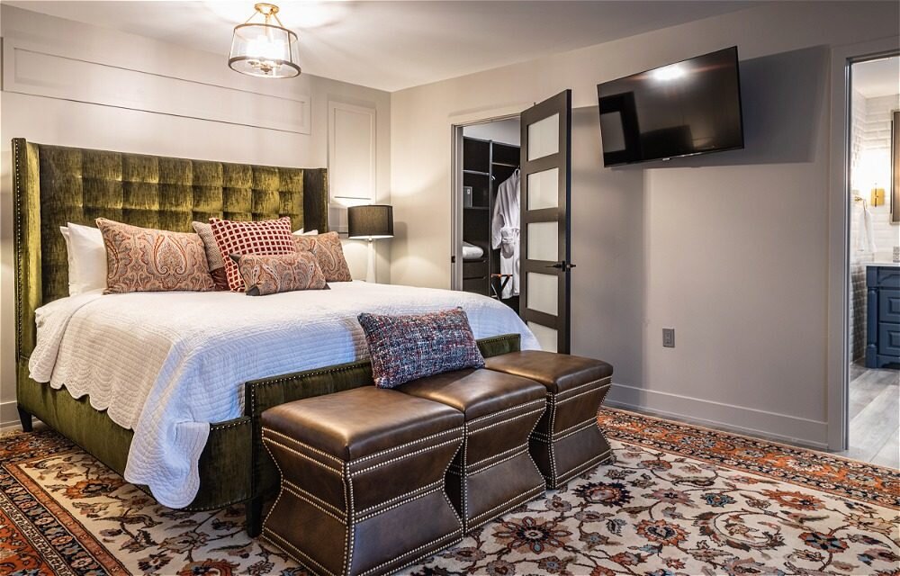 Boutique Hotel in State College PA | Carnegie House